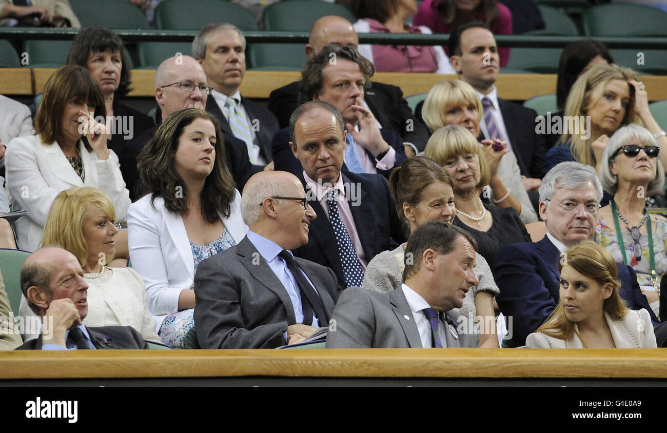 Princess beatrice front row hi-res stock photography and images - Alamy