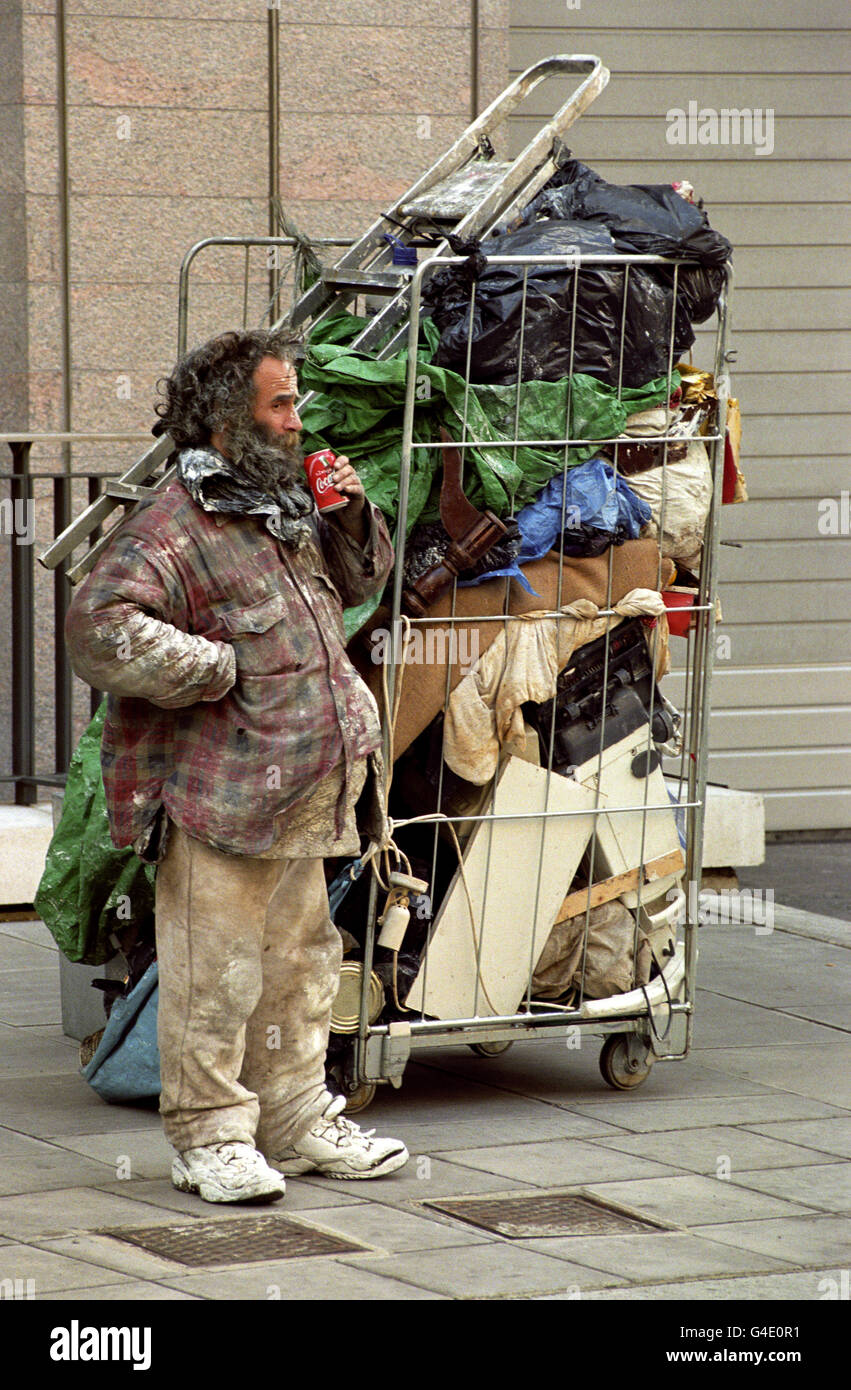London tramp trolley hi-res stock photography and images - Alamy