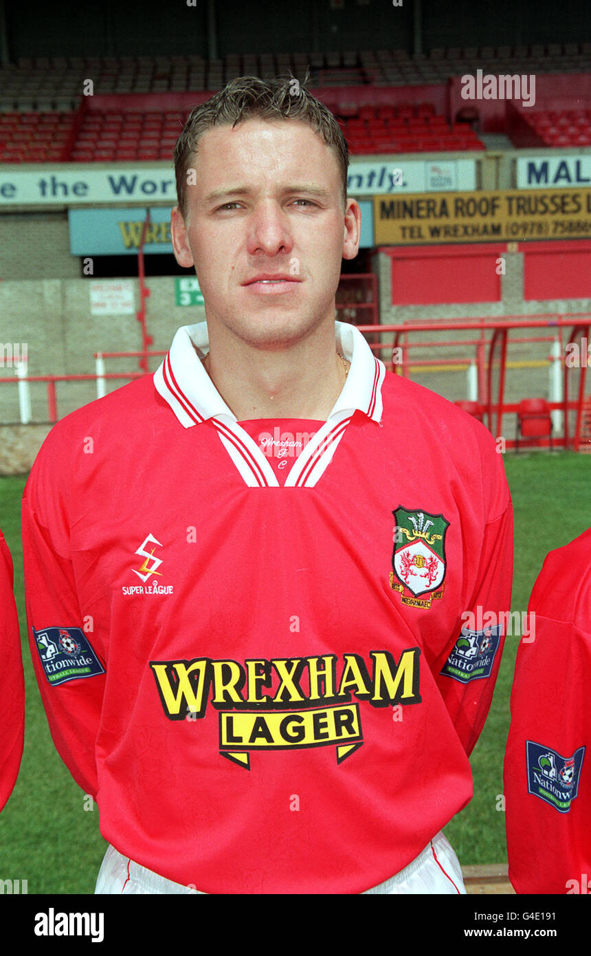 PA NEWS PHOTO 1/7/98 FOOTBALLER DAVID RIDLER OF WREXHAM A.F.C Stock ...