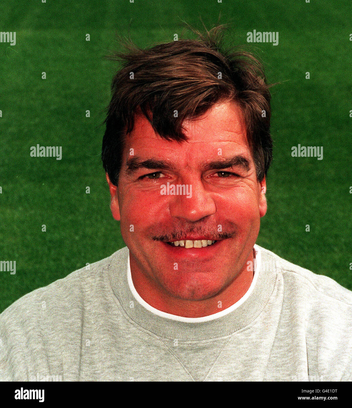 Manager notts county football club hi-res stock photography and images ...