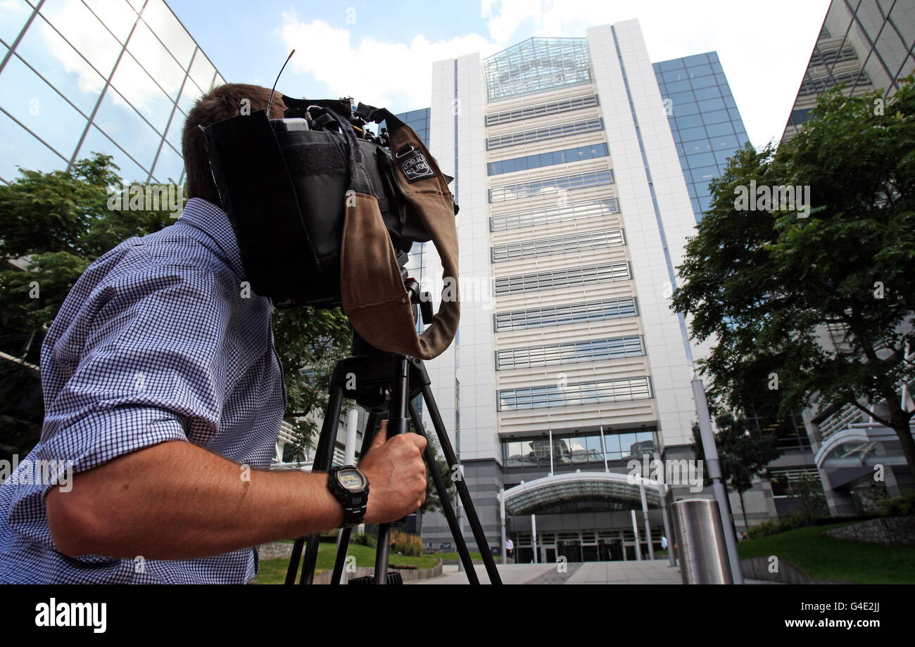 General view of a television crew hi-res stock photography and images ...