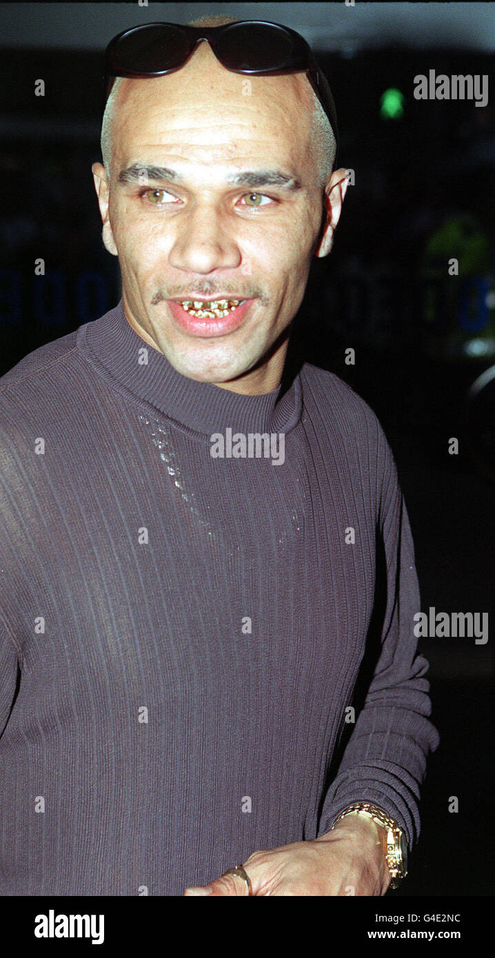 PA NEWS PHOTO 6/8/98 MUSICIAN GOLDIE ARRIVES FOR THE UK PREMIERE OF THE ...