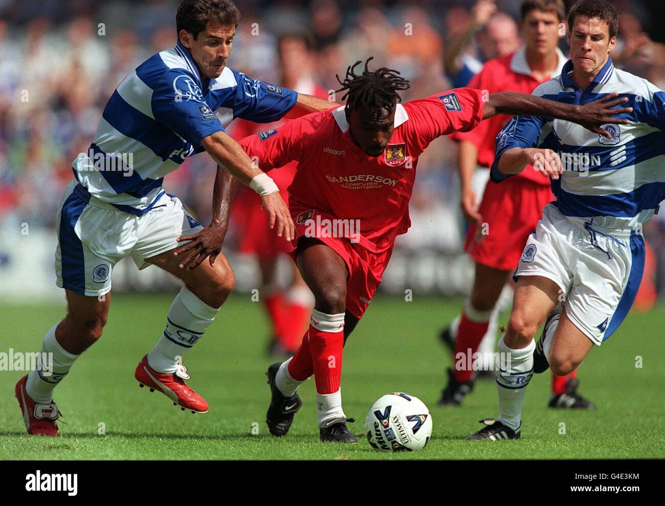 Football sptup qpr hi-res stock photography and images - Alamy