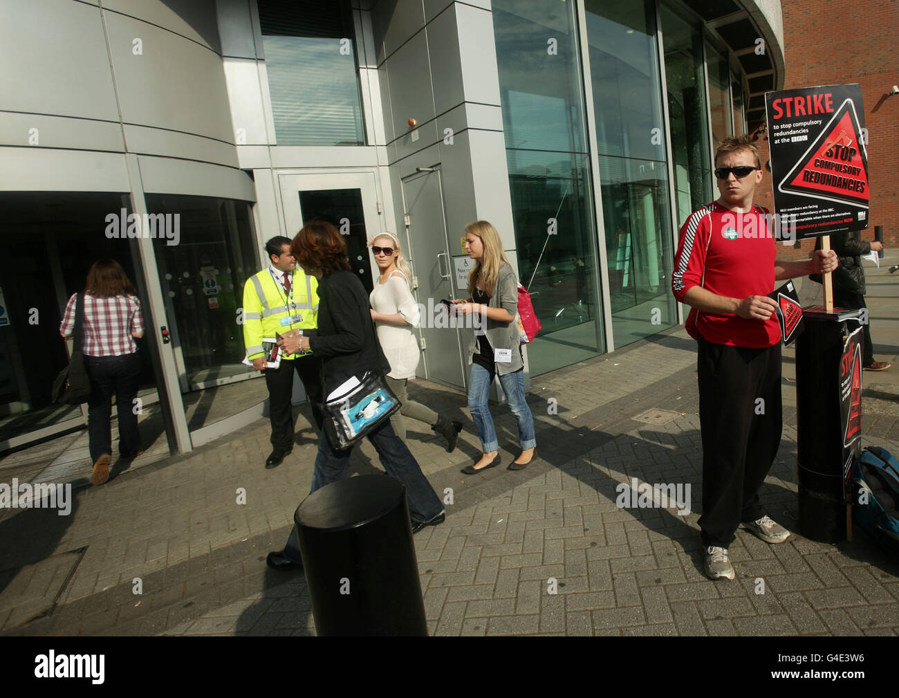 Journalists strike at BBC Stock Photo - Alamy