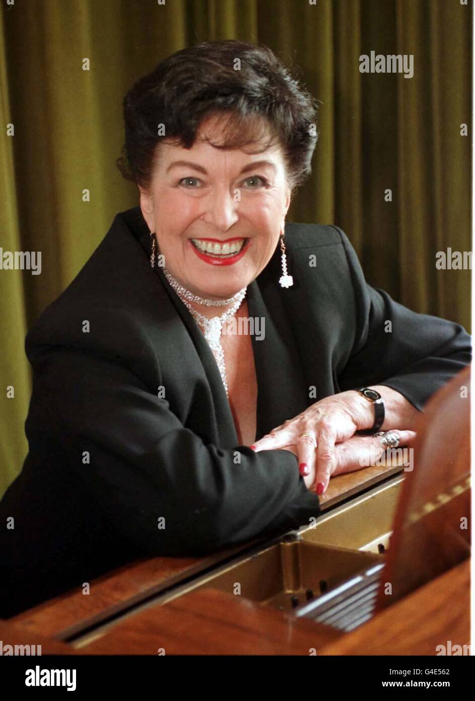 American bar savoy london hi-res stock photography and images - Alamy