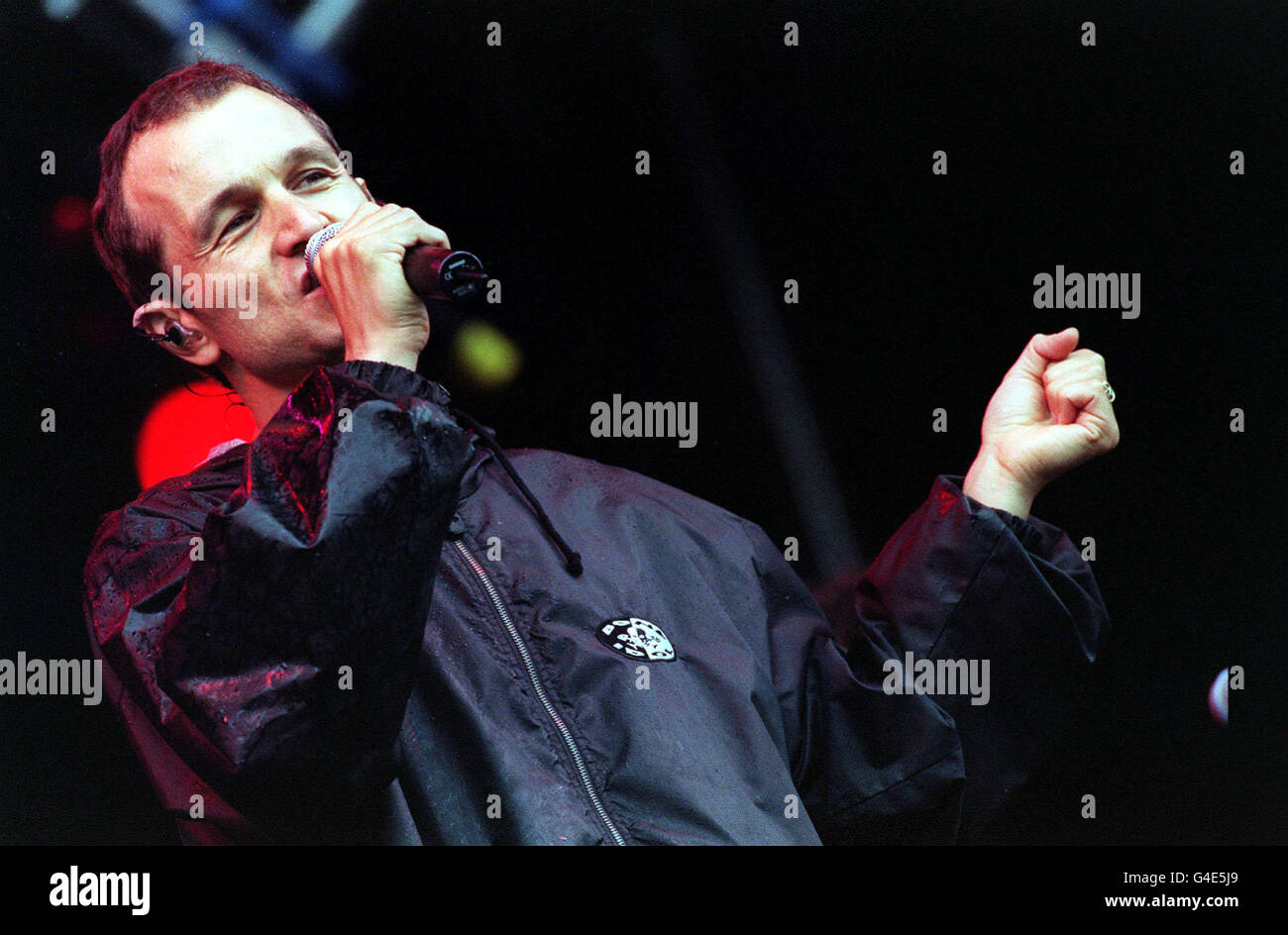 On stage at the v98 virgin rock festival in chelmsford hi-res stock ...