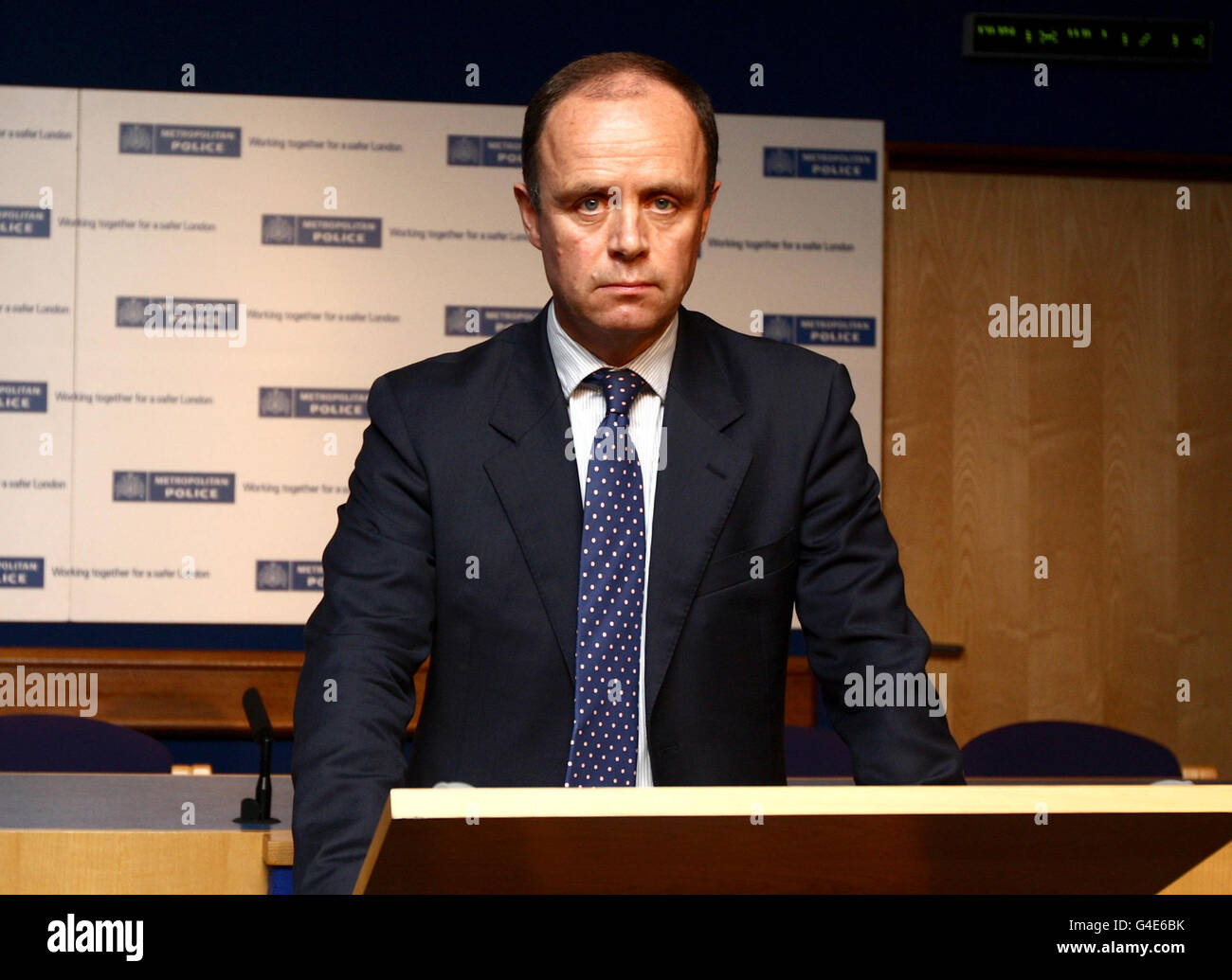 Scotland Yard Assistant Commissioner John Yates announces that he is to ...