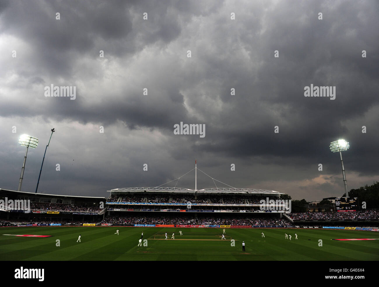 Cricket england india lord's hi-res stock photography and images - Alamy