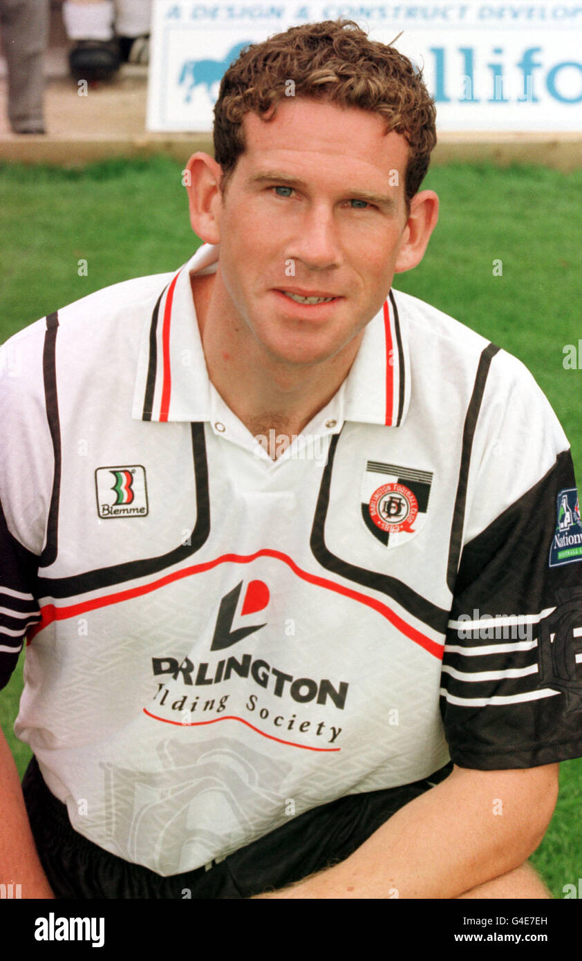 Football. DARLINGTON FOOTBALL CLUB Steve Gaughan Stock Photo - Alamy