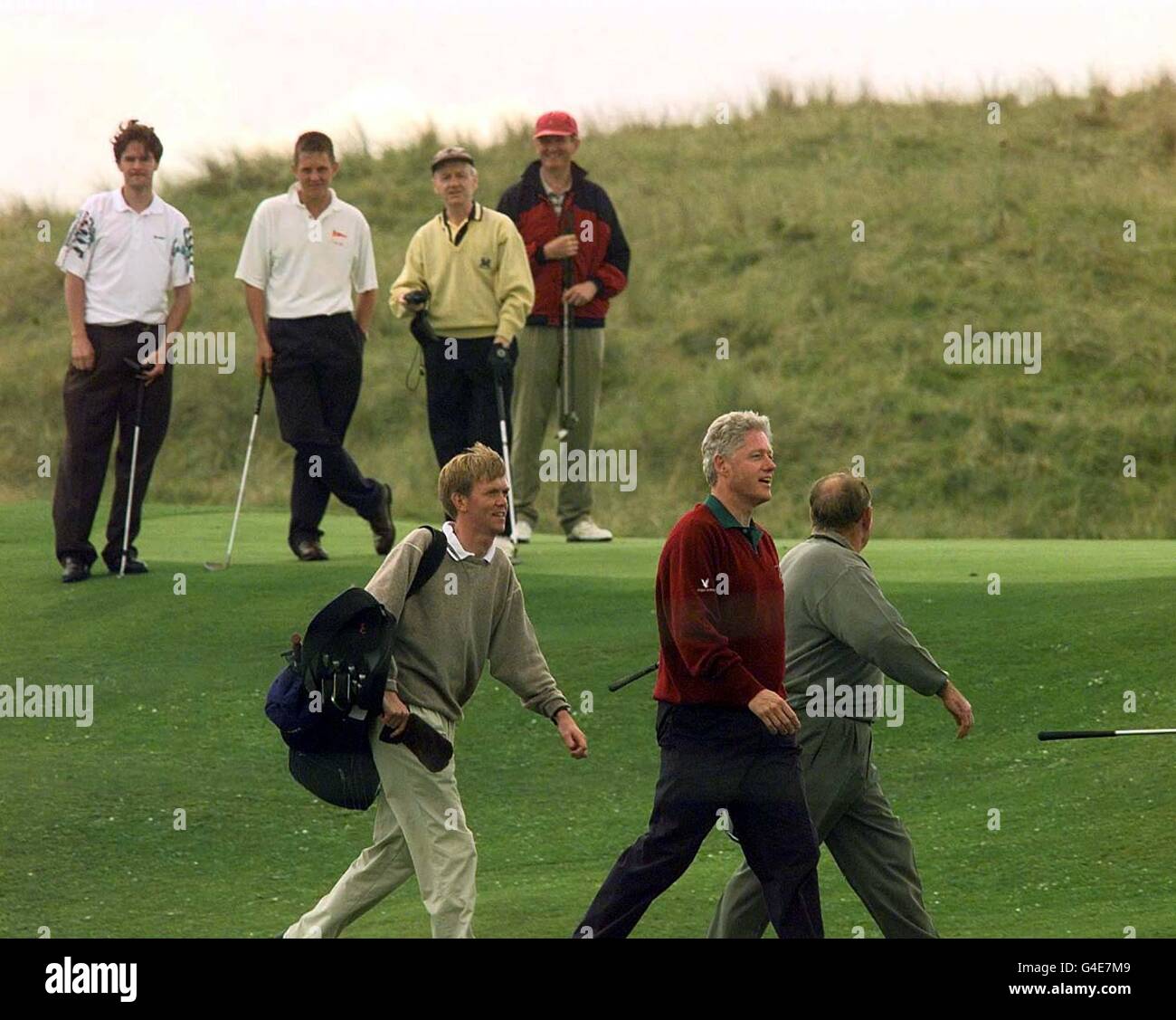 US President Bill Clinton on the golf course at Ballybunion this ...
