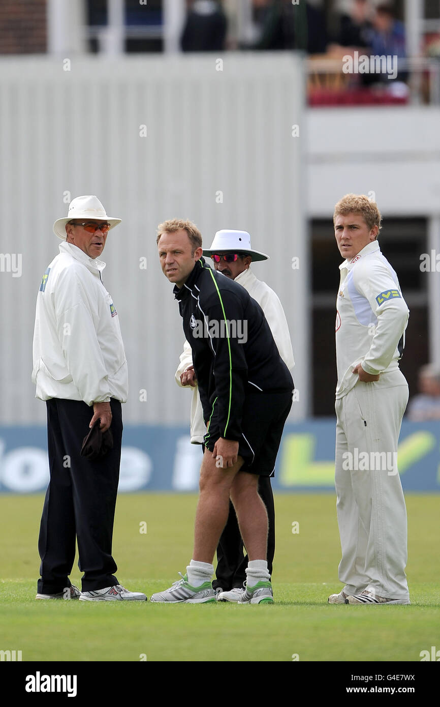 Umpire shavir tarapore and rory hamilton brown hi-res stock photography ...