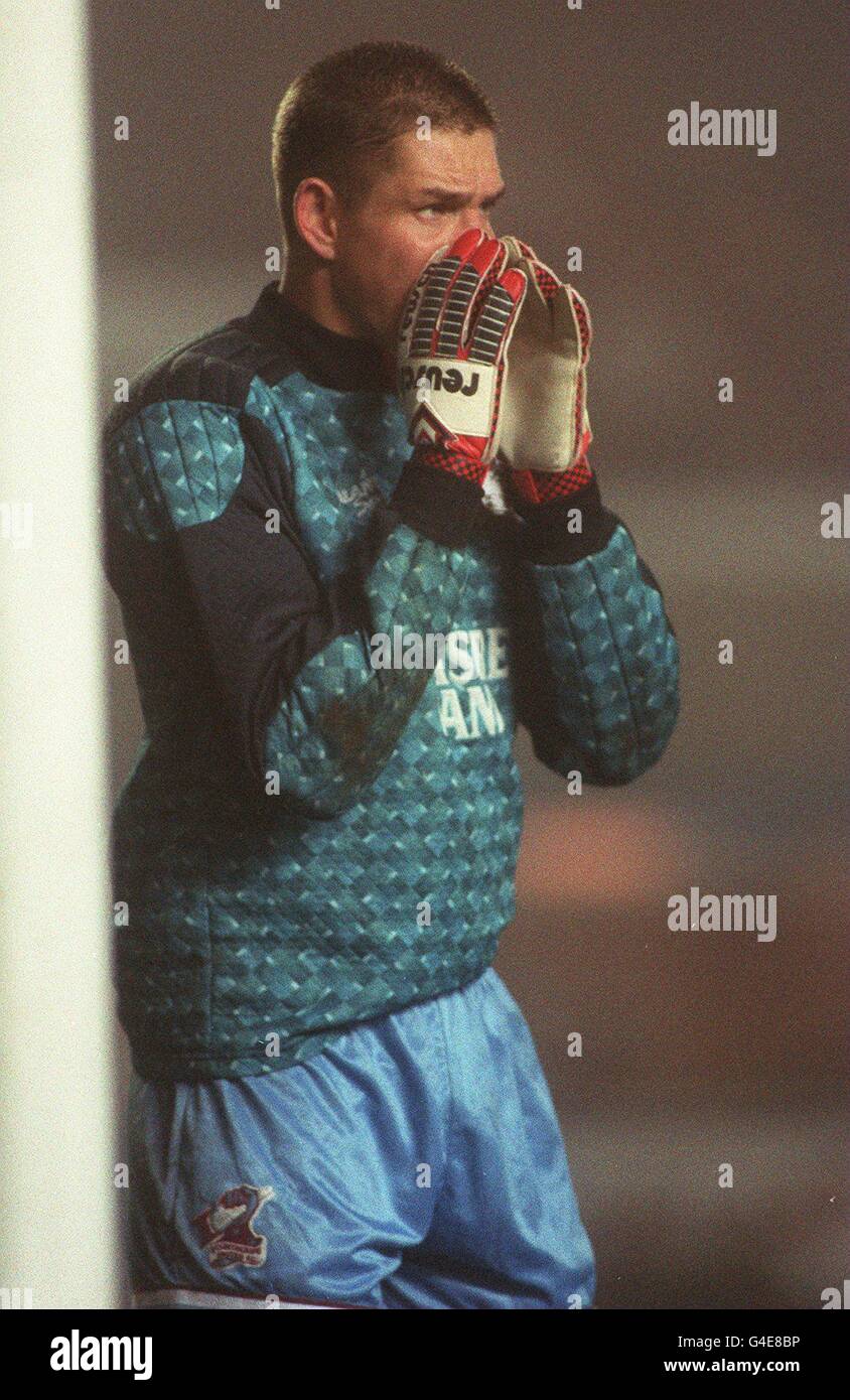 Mark samways hi-res stock photography and images - Alamy