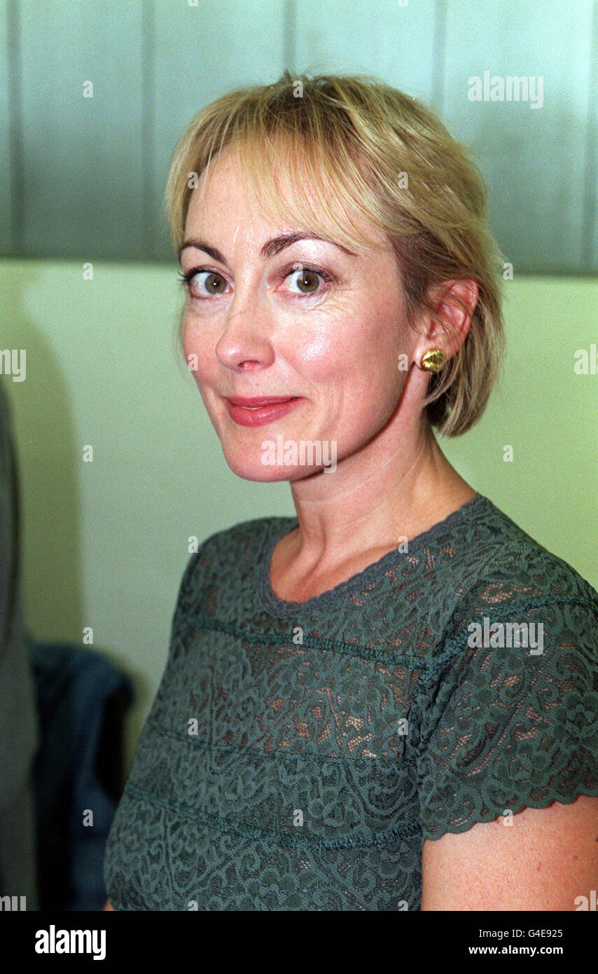 Paula wilcox hi-res stock photography and images - Alamy