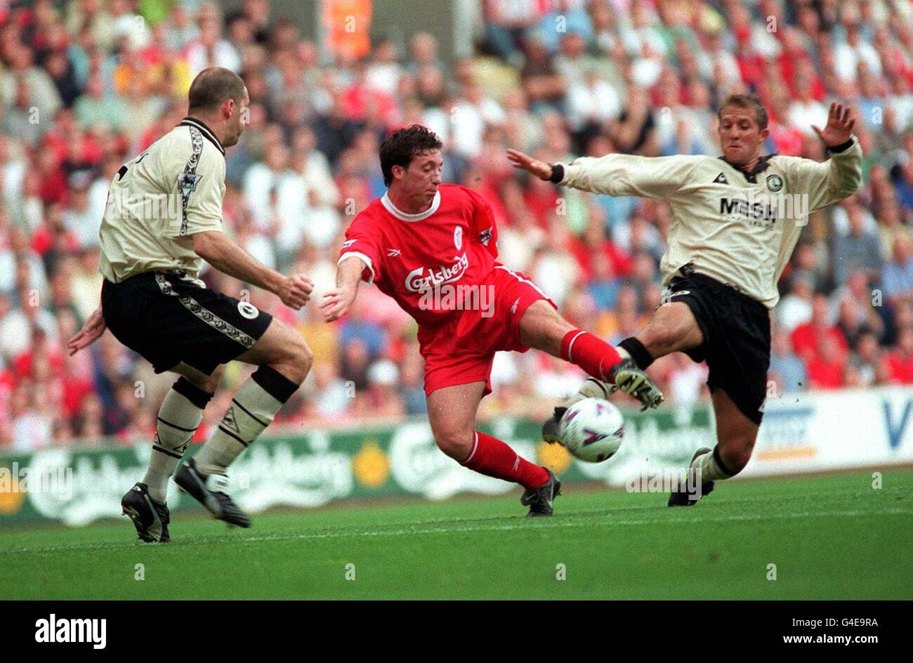 Liverpools robbie fowler left hi-res stock photography and images - Alamy