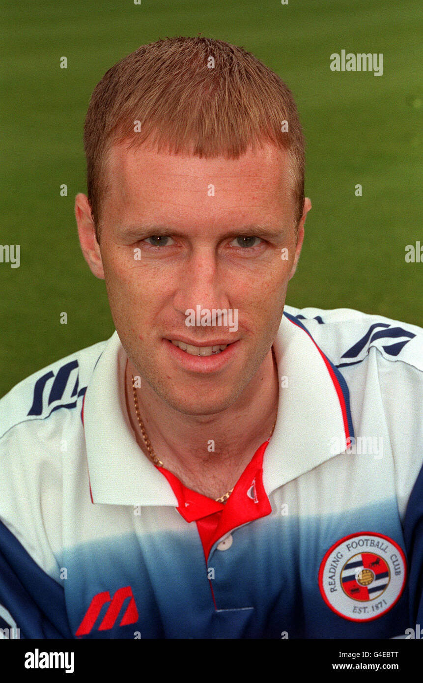 Reading scott howie hi-res stock photography and images - Alamy