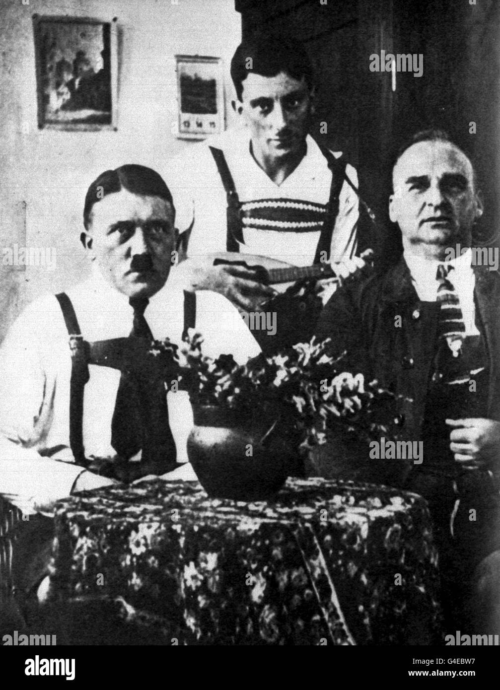 Beer hall putsch hi-res stock photography and images - Alamy