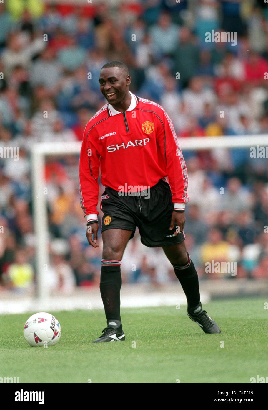 PA NEWS PHOTO 25/7/98 MANCHESTER UNITED'S ANDY COLE DURING A PRE-SEASON ...