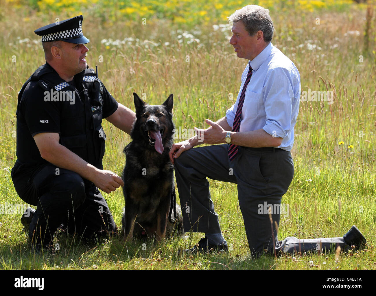 Police dog handler scotland hi-res stock photography and images - Alamy