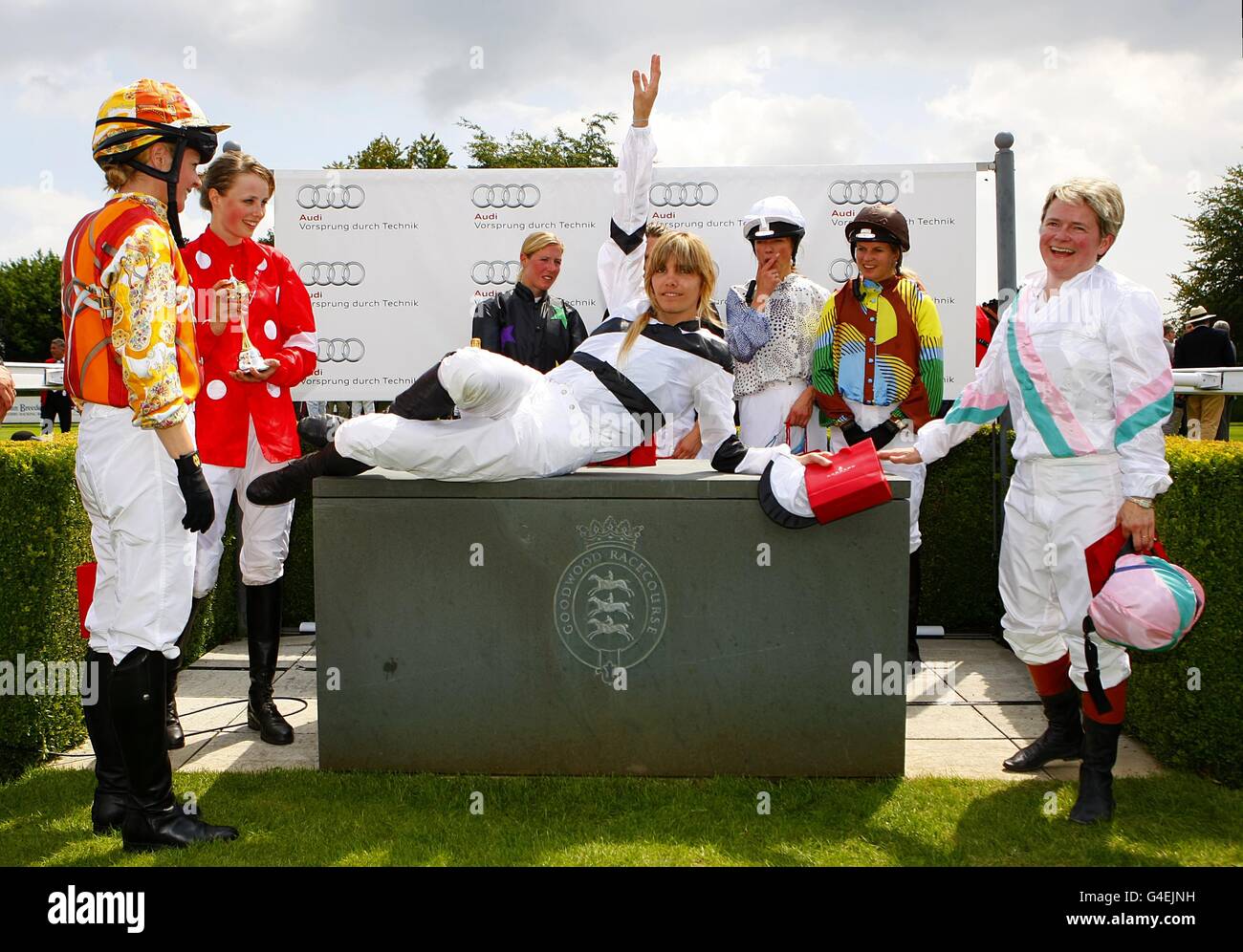 Horse Racing - 2011 Glorious Goodwood Festival - Glorious Ladies Day ...