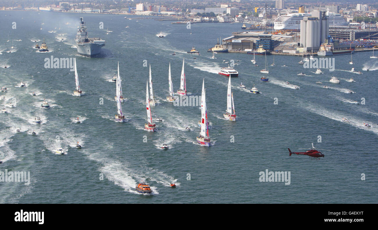 Formation sailing hi-res stock photography and images - Alamy