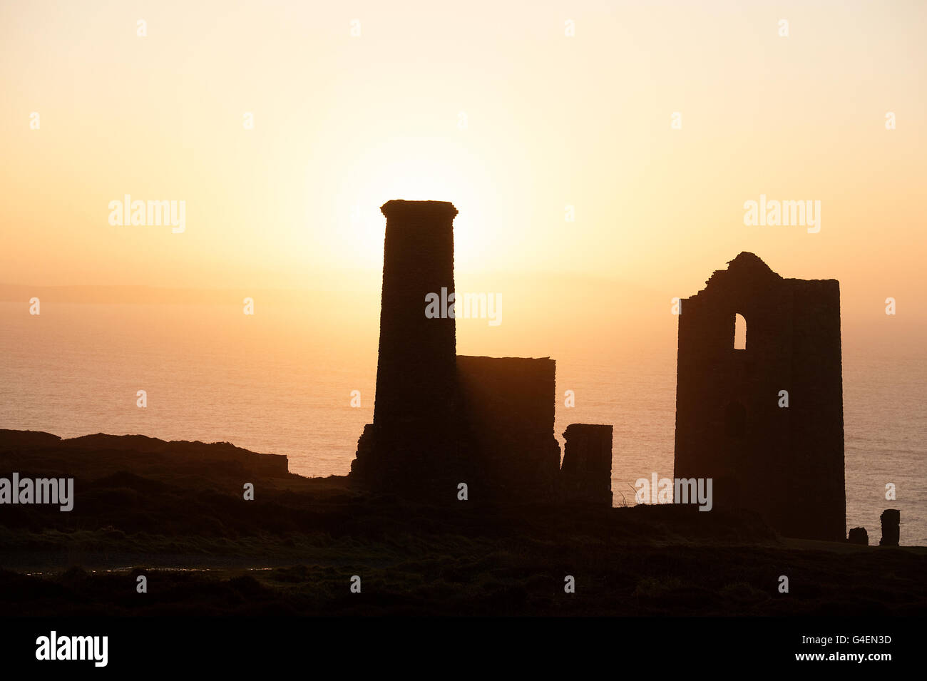 Wheal Coates Chapel Porth Mine at sunset Stock Photo - Alamy