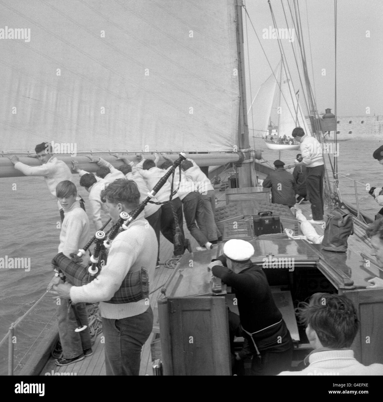 Sailing - Transatlantic Tall Ships' Race - Plymouth Stock Photo - Alamy