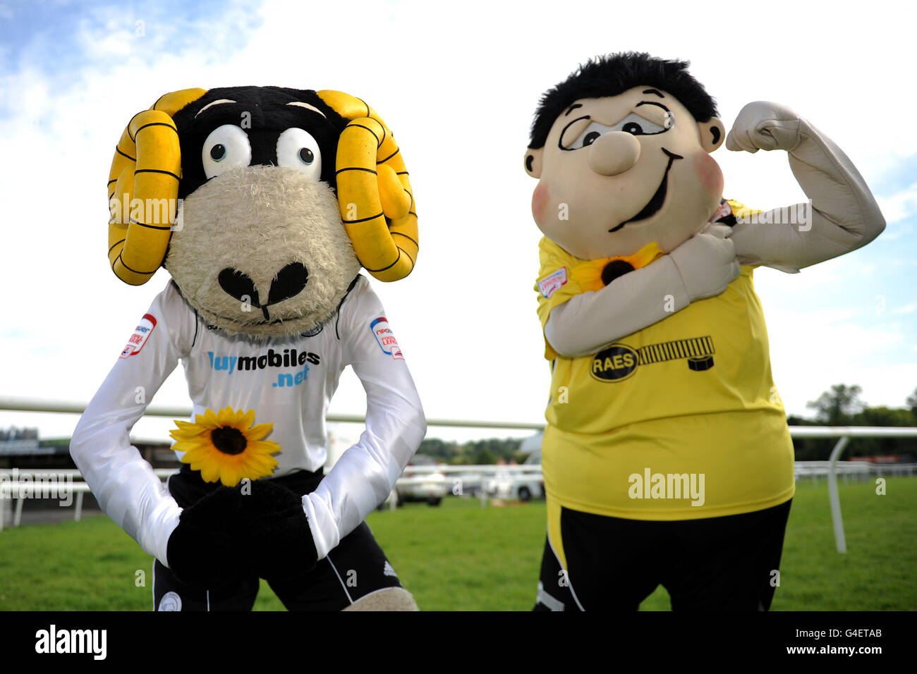 Derby county mascot hi-res stock photography and images - Alamy