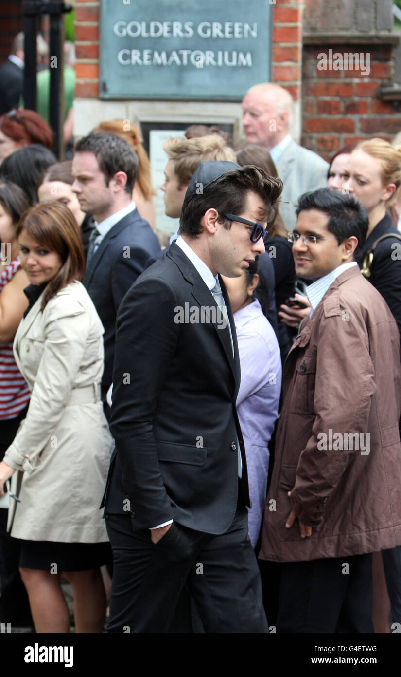 Mark Ronson Amy Winehouse Funeral