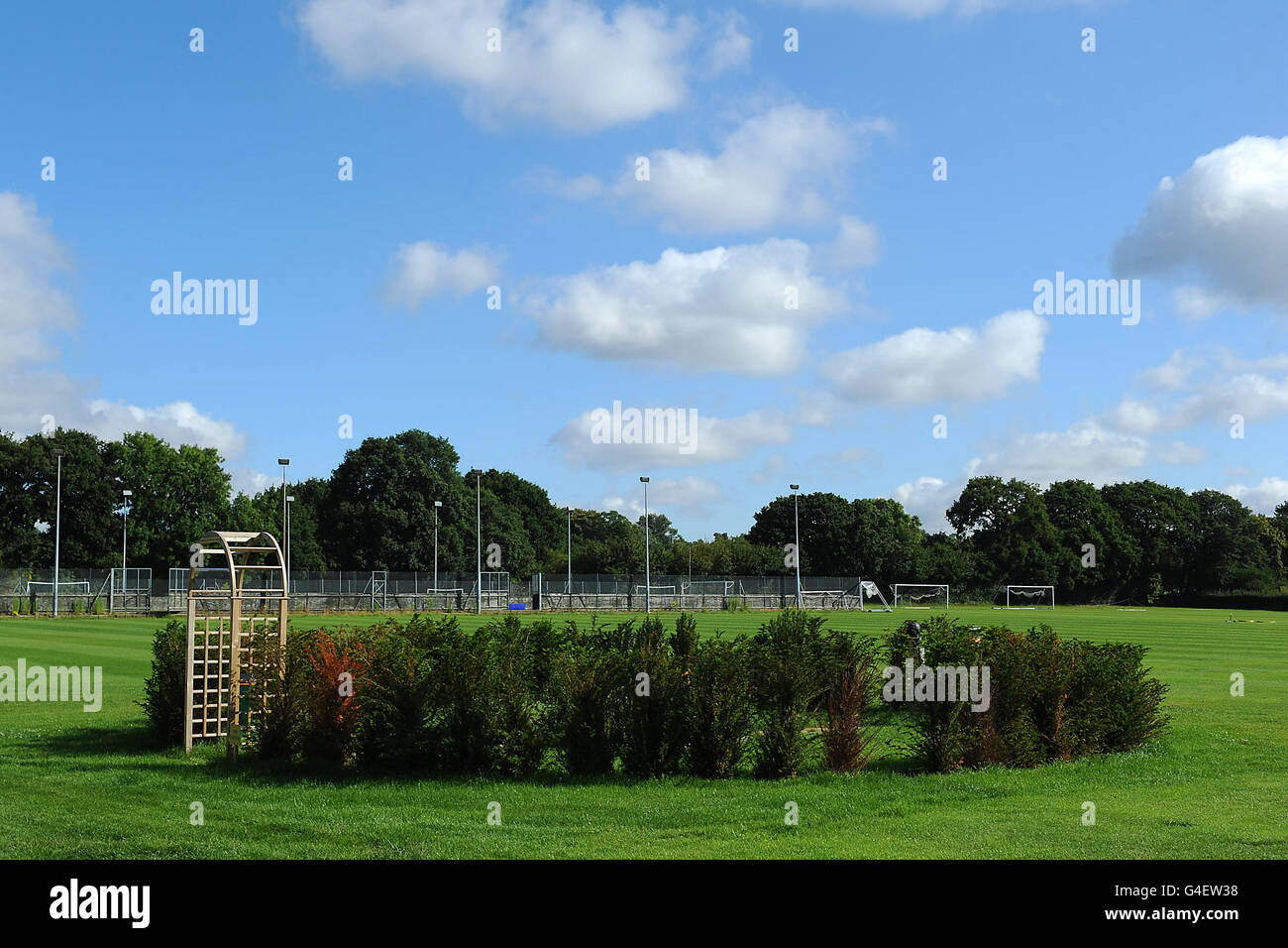 Charlton athletics training ground sparrows lane hi-res stock ...