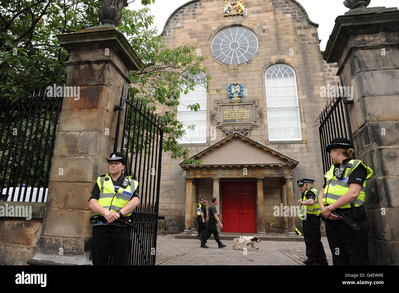 Zara phillips mike tindall outside canongate kirk hi-res stock ...