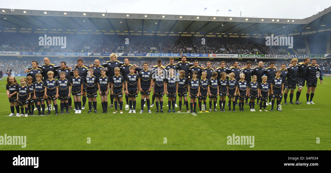 Mascots during the emc test at murrayfield hi-res stock photography and ...