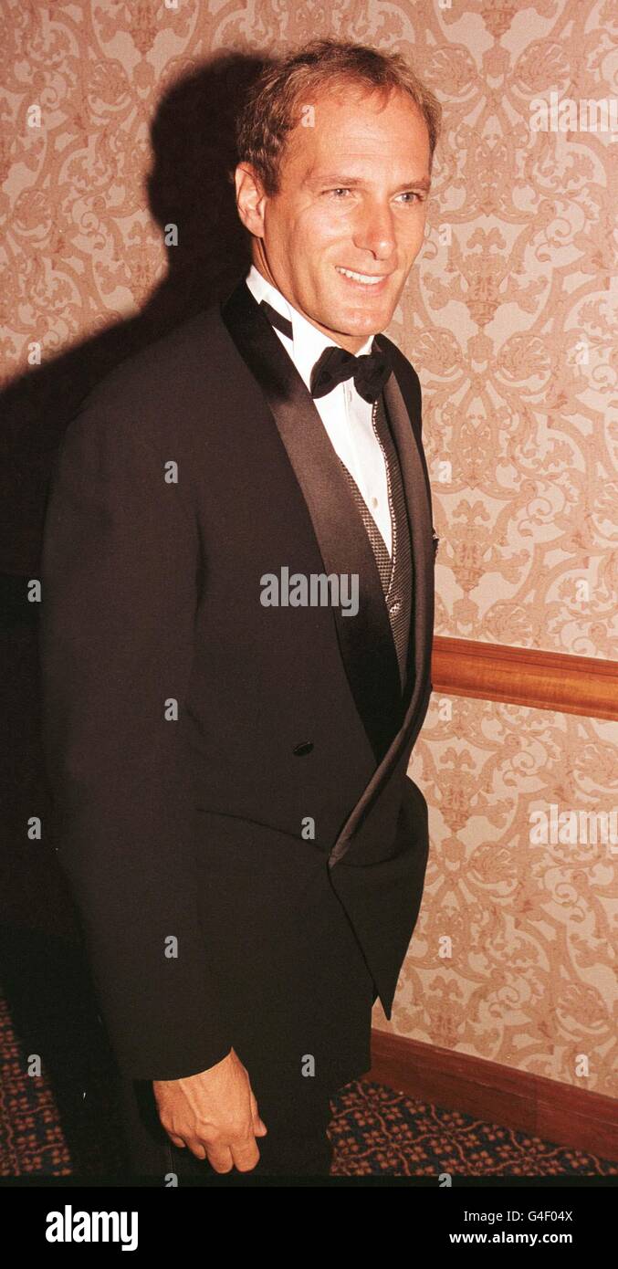 Singer Michael Bolton arrive's at the G&P Cancer research fund Gala ...