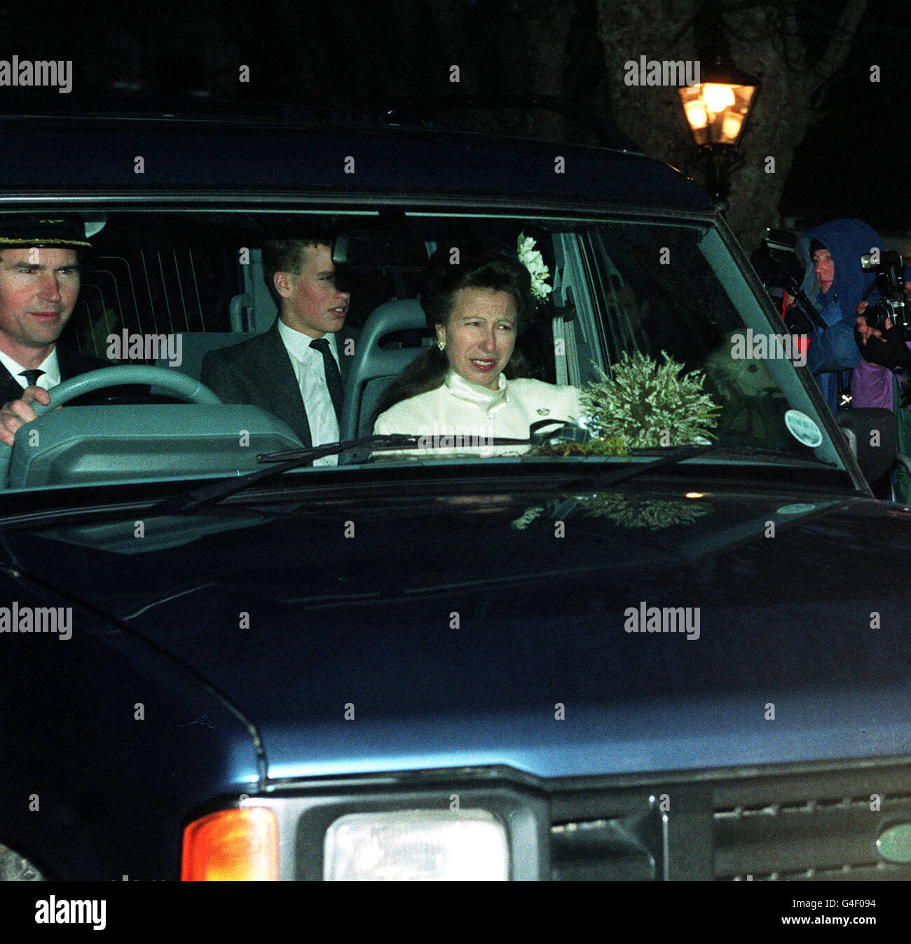 Princess anne tim lawrence wedding hi-res stock photography and images ...