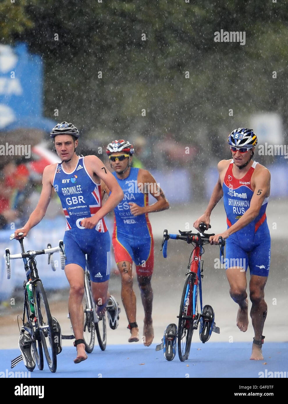 (left to right) Great Britain's Alistair Brownlee, New Zealand's Kris ...
