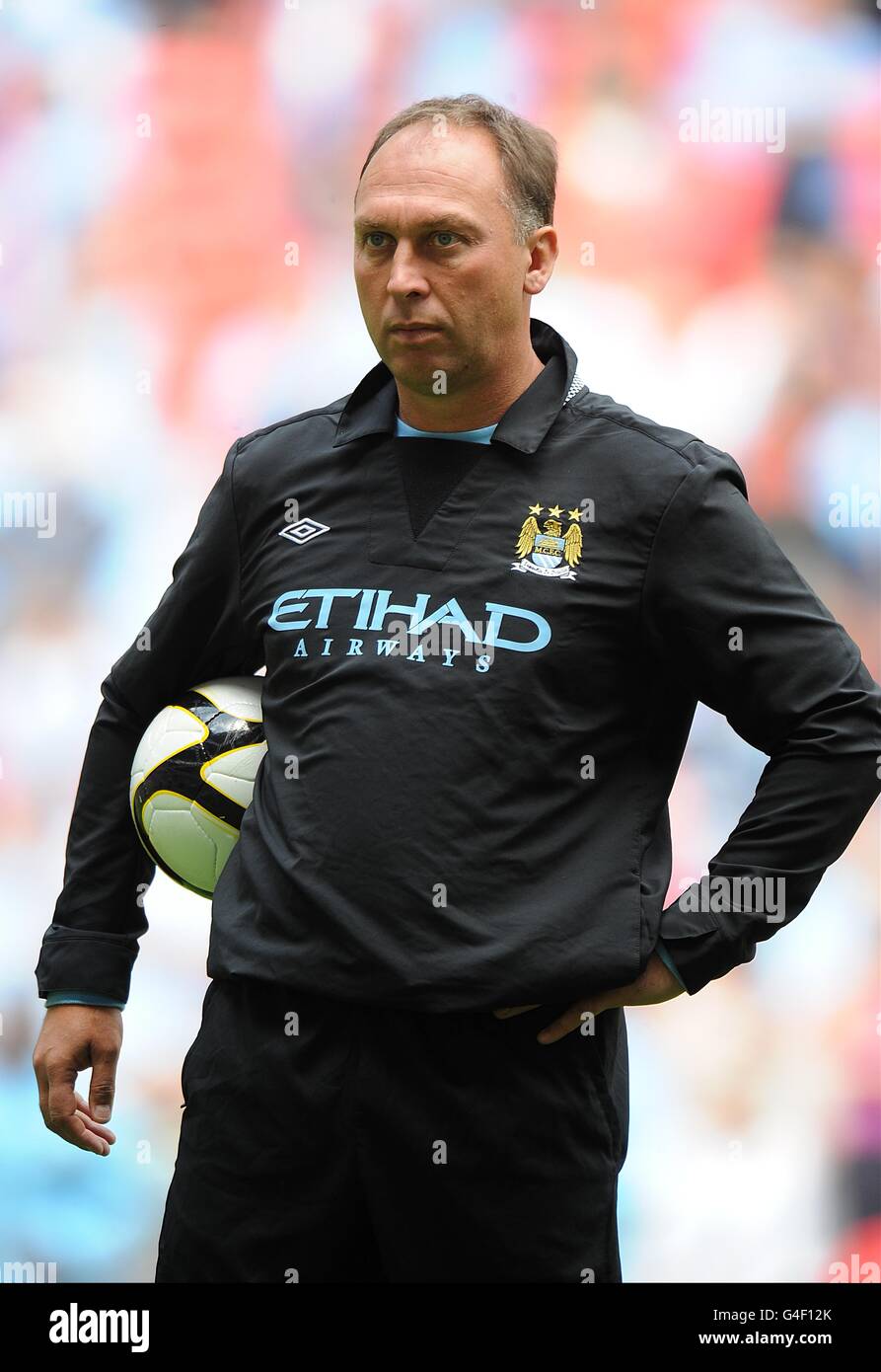 Soccer fa community shield manchester city manchester united wembley ...