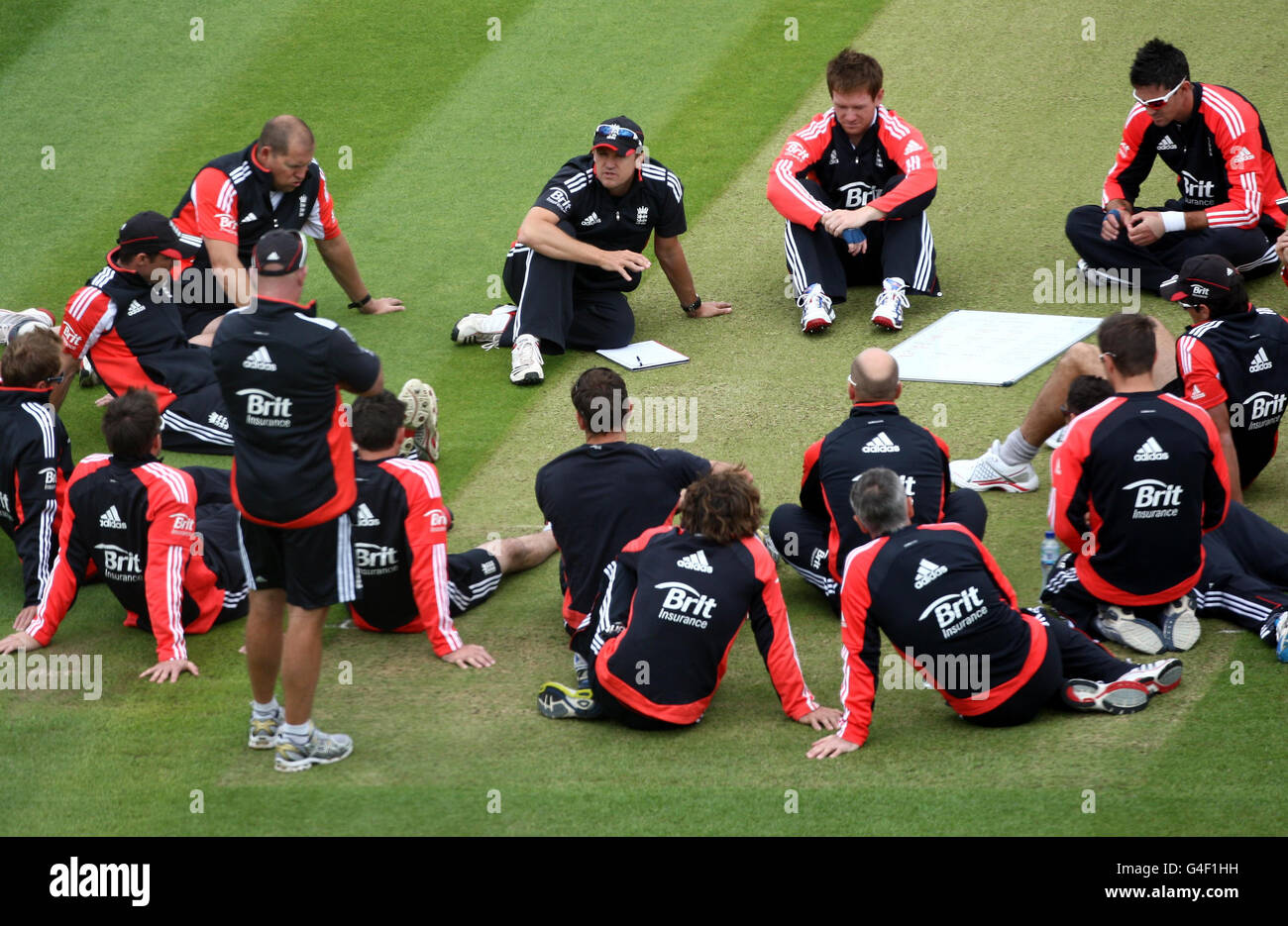 Cricket england full length talking mangrr hi-res stock photography and ...