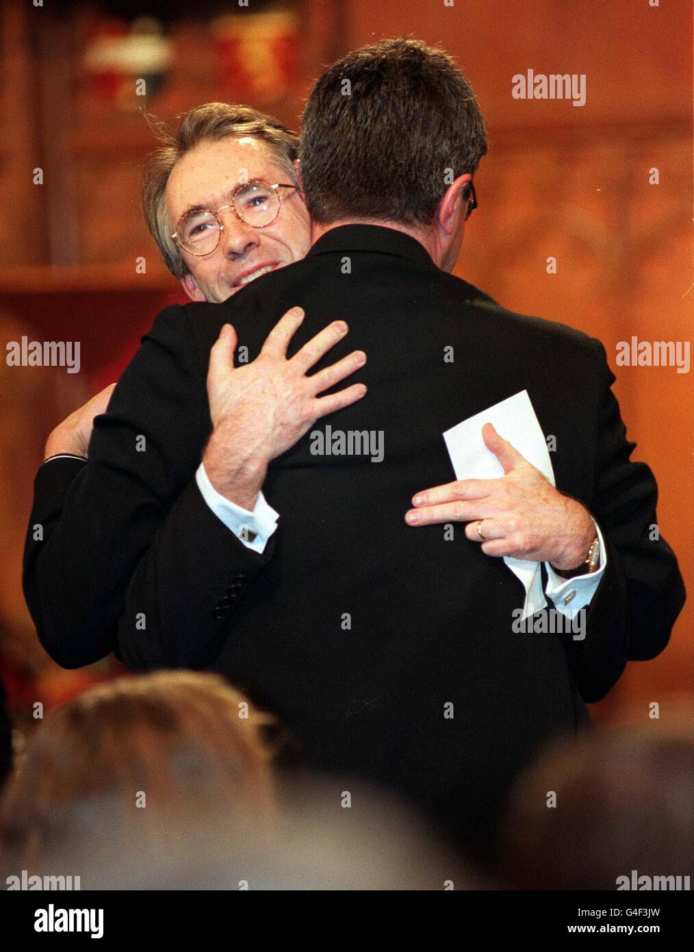 ARTS Booker / McEwan hug Stock Photo - Alamy