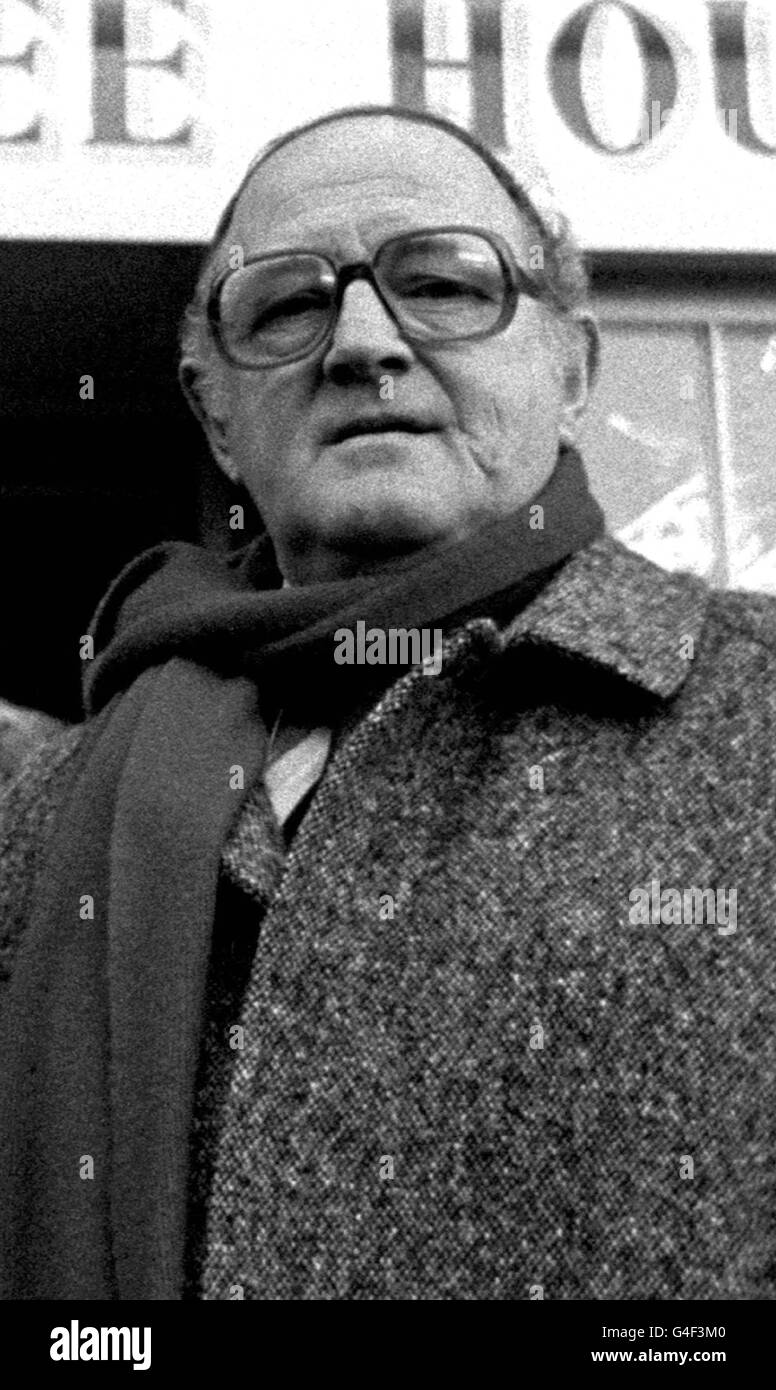 Robert robinson hi-res stock photography and images - Alamy