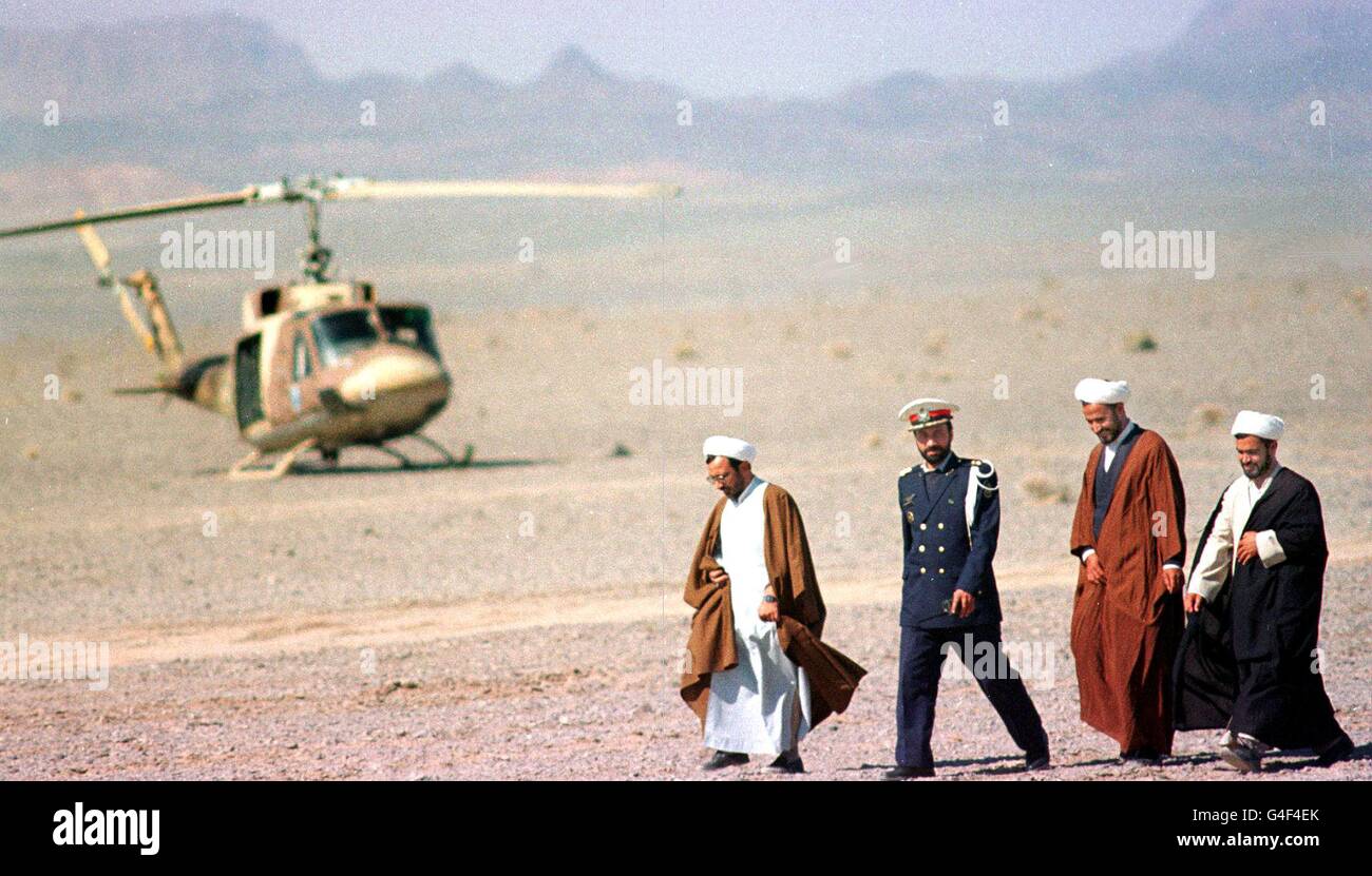 000 to its border with afghanistan for unprecedent zolfaqar 2 maneuvers ...