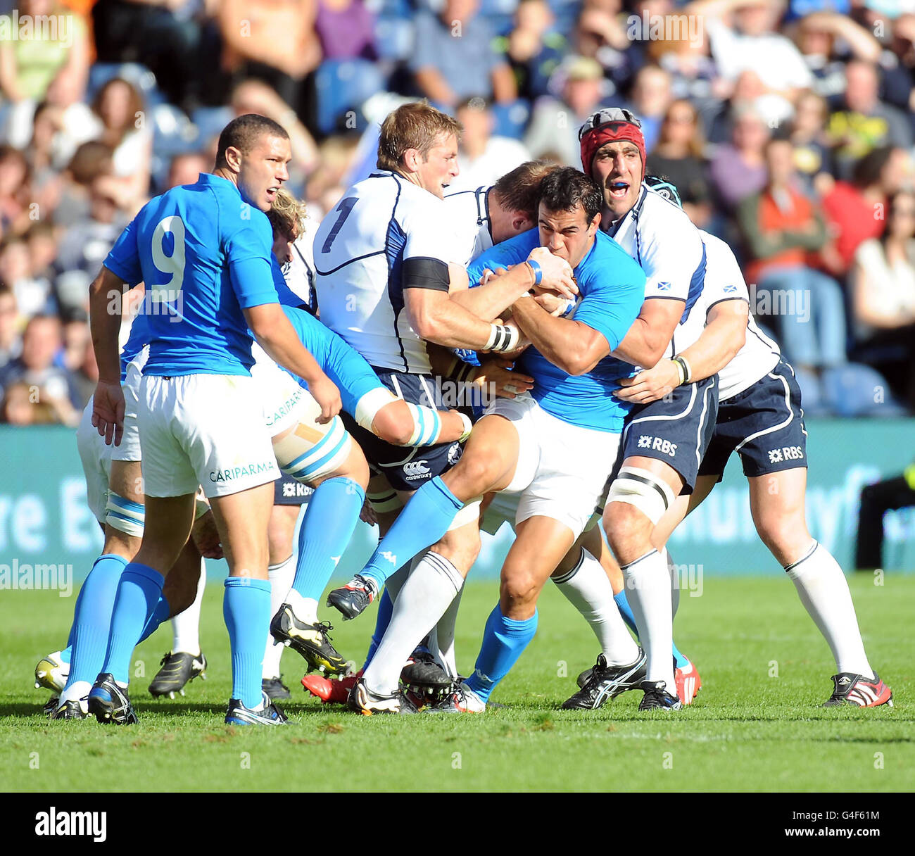 Rugby rugbyu scotland full length tackling mangrr hi-res stock ...