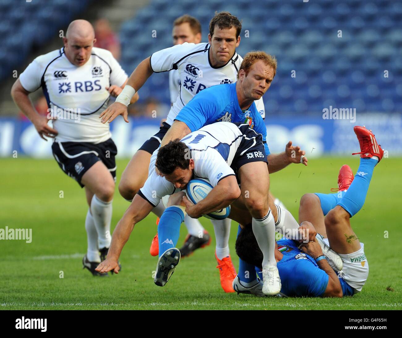 Scotlands nick de luca during the emc test at murrayfield hi-res stock ...