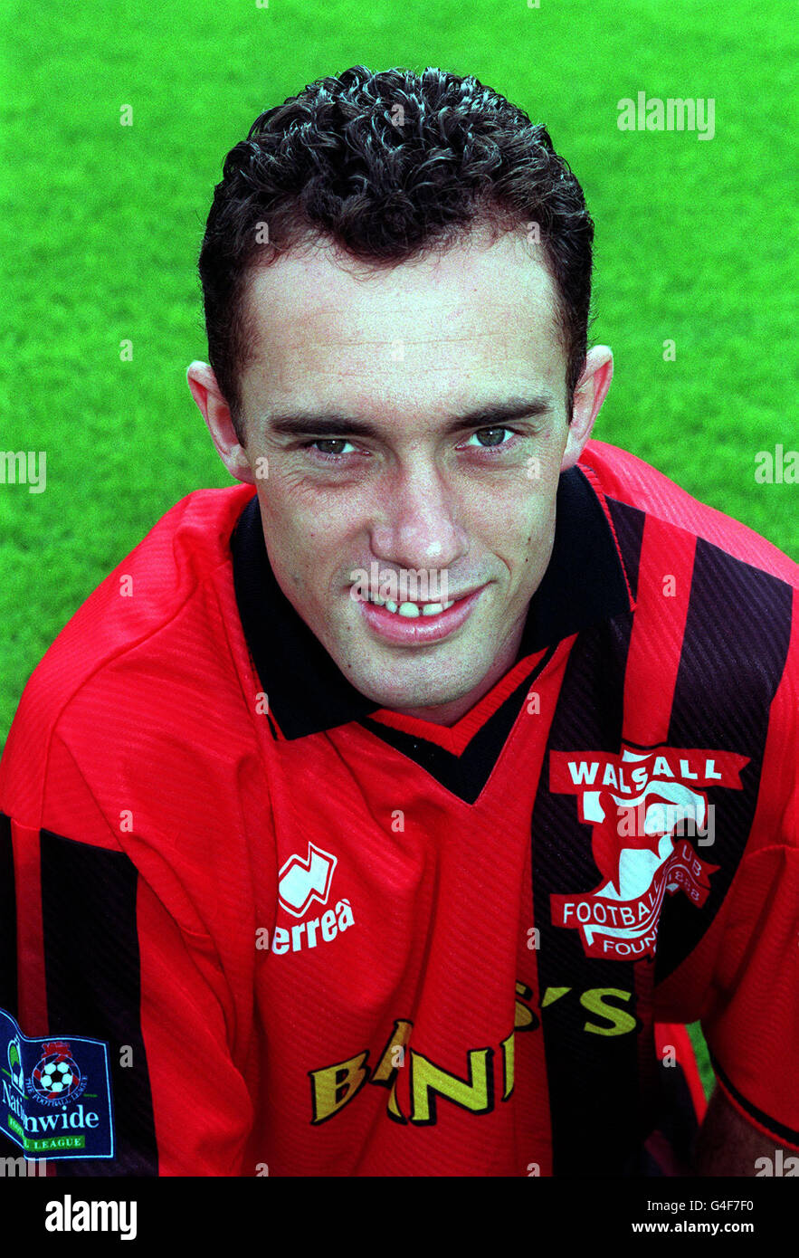 WALSALL FC. NEIL DAVIES OF WALSALL FOOTBALL CLUB Stock Photo - Alamy