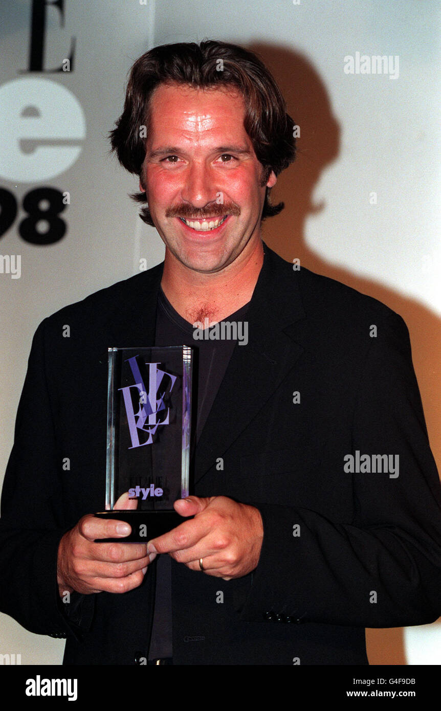 England goalkeeper david seaman hi-res stock photography and images - Alamy