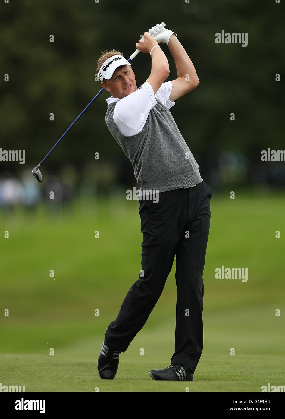 Simon wakefield hi-res stock photography and images - Alamy