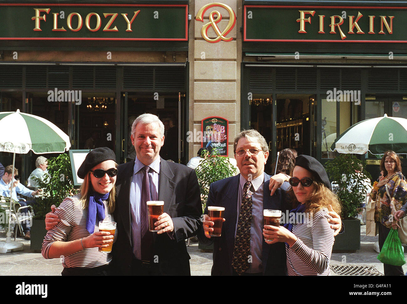 Paris Firkin pub Stock Photo - Alamy