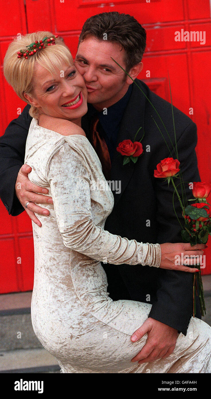 Denise welch natalie horrock hi-res stock photography and images - Alamy