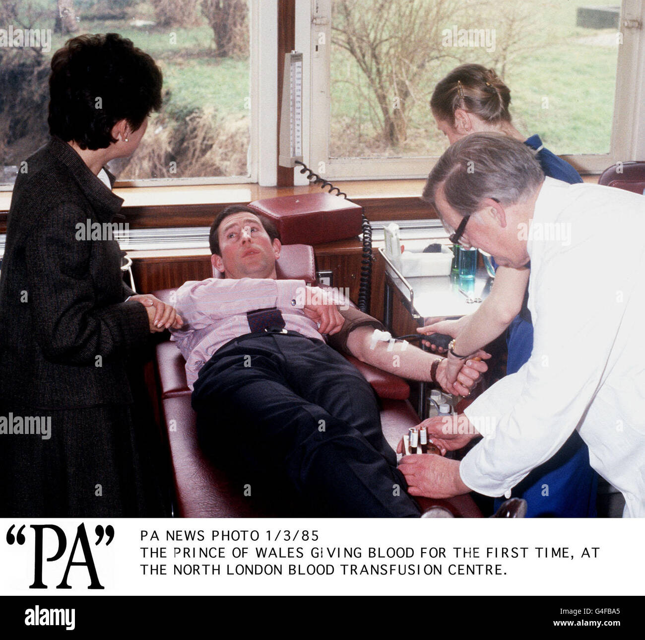 At the north london blood transfusion centre hi-res stock photography ...