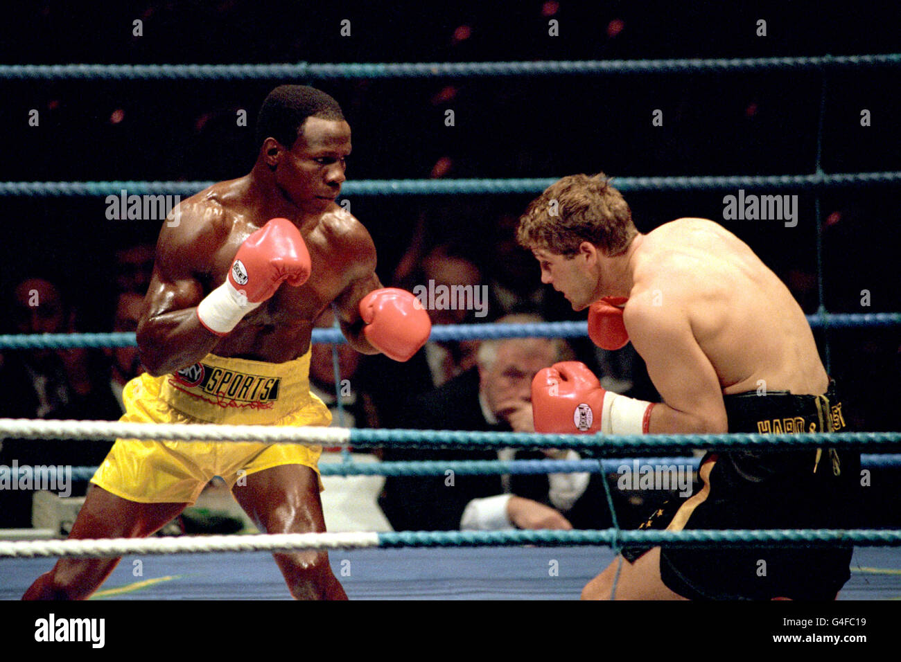 CHRIS EUBANK v HENRY WHARTON AT THE G-MEX, MANCHESTER Stock Photo - Alamy