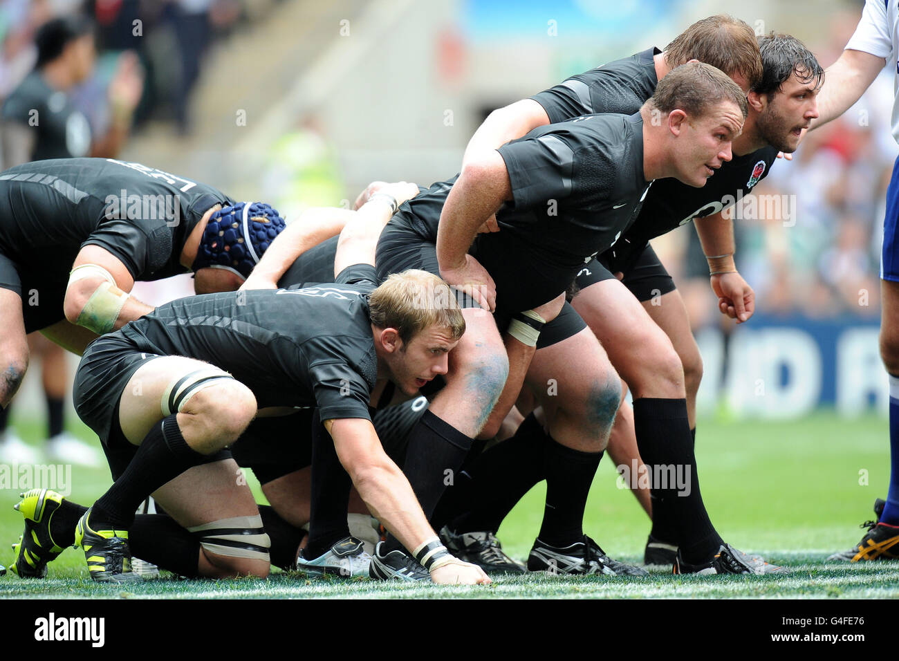 Rugby number 8 scrum hi-res stock photography and images - Alamy