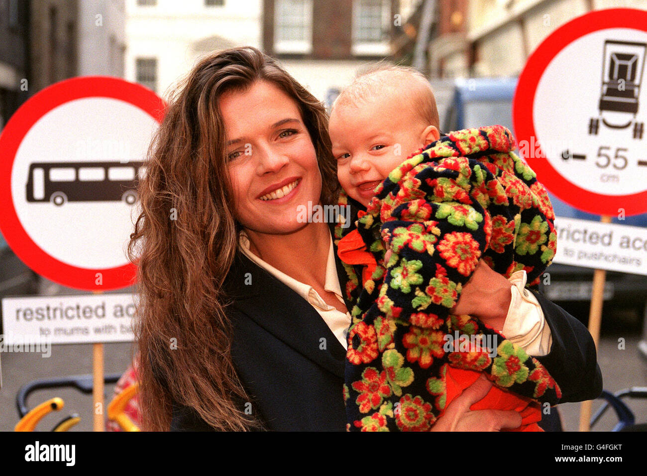 Annabel croft former tennis hi-res stock photography and images - Alamy
